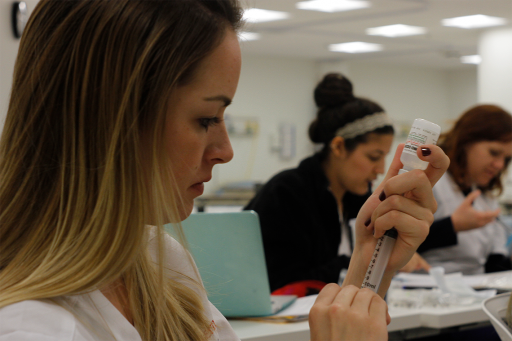 Accelerated Nursing School Tuition - Northeastern ABSN